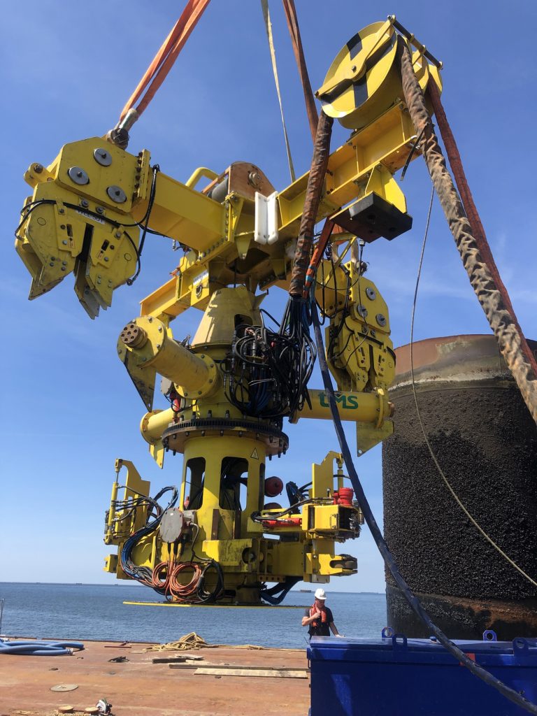 Pile cutting ROV – TMS